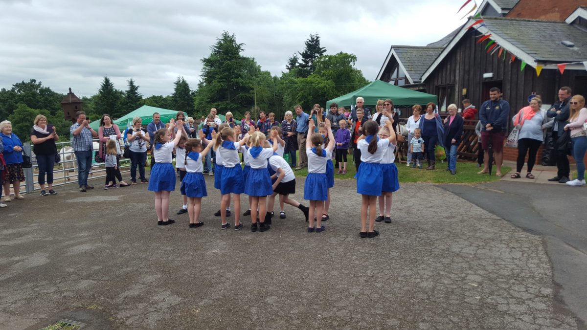 Dodford Children’s Holiday Farm raises almost £1,400 with special ...