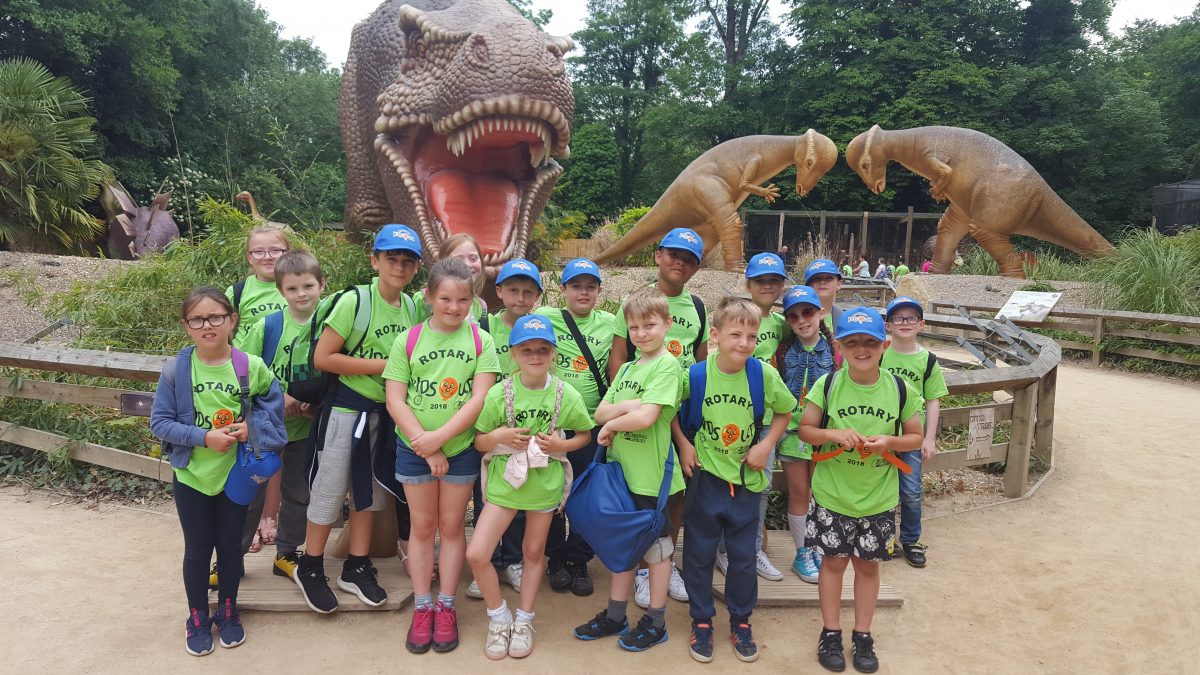 Westlands First School pupils given day to remember at Drayton Manor ...