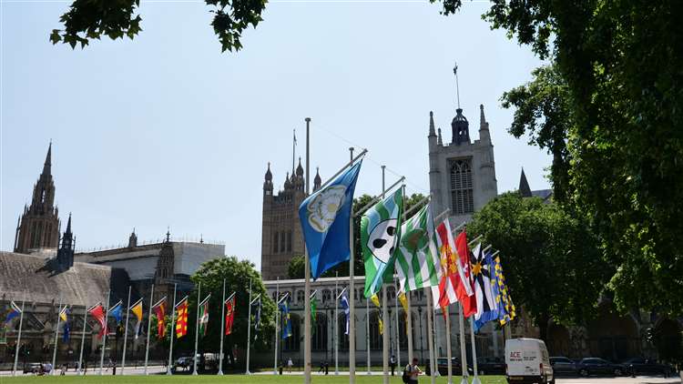 Worcestershire and Warwickshire flags are among those flying in ...