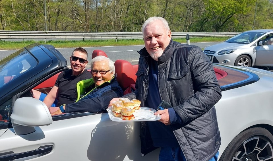 PICTURE SPECIAL - Big Ron joins celebrations in Rubery as Nick and ...