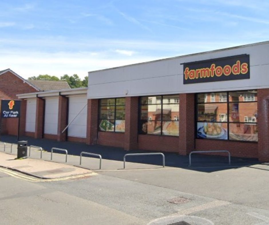 Rubery Farmfoods set to reopen after refurb - The Bromsgrove Standard