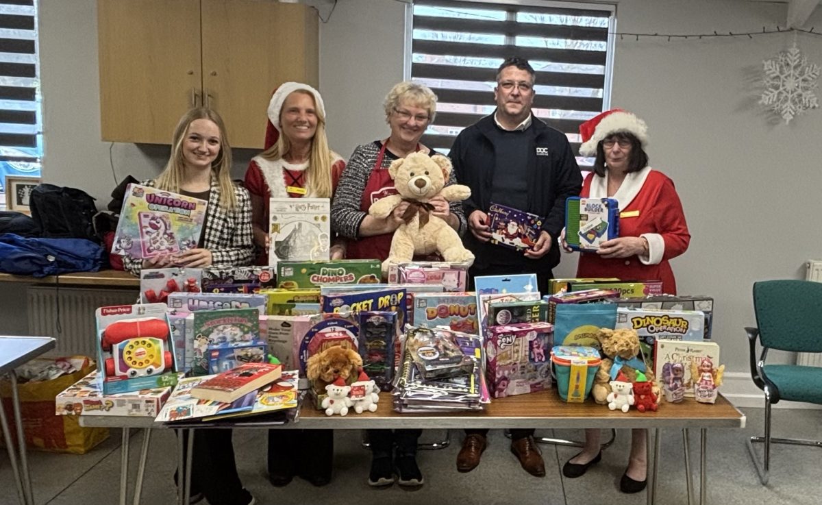 Cofton care home helps toy appeal for children in need this Christmas ...