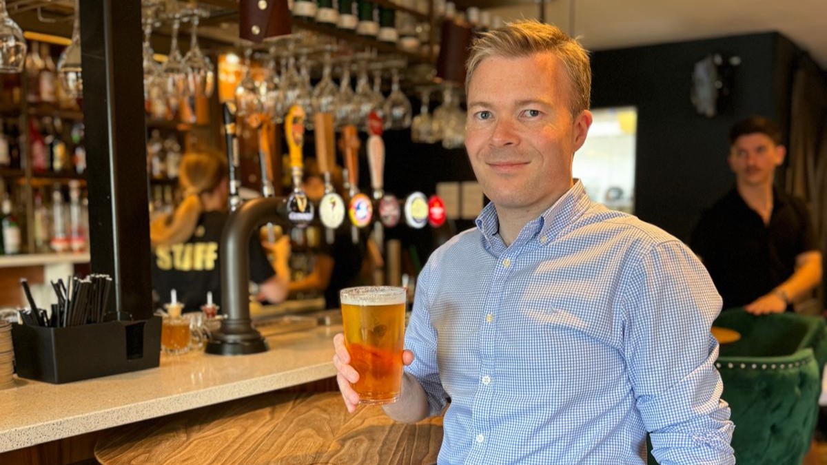 MP Bradley Thomas launches competition to find the '2025 Bromsgrove Pub ...