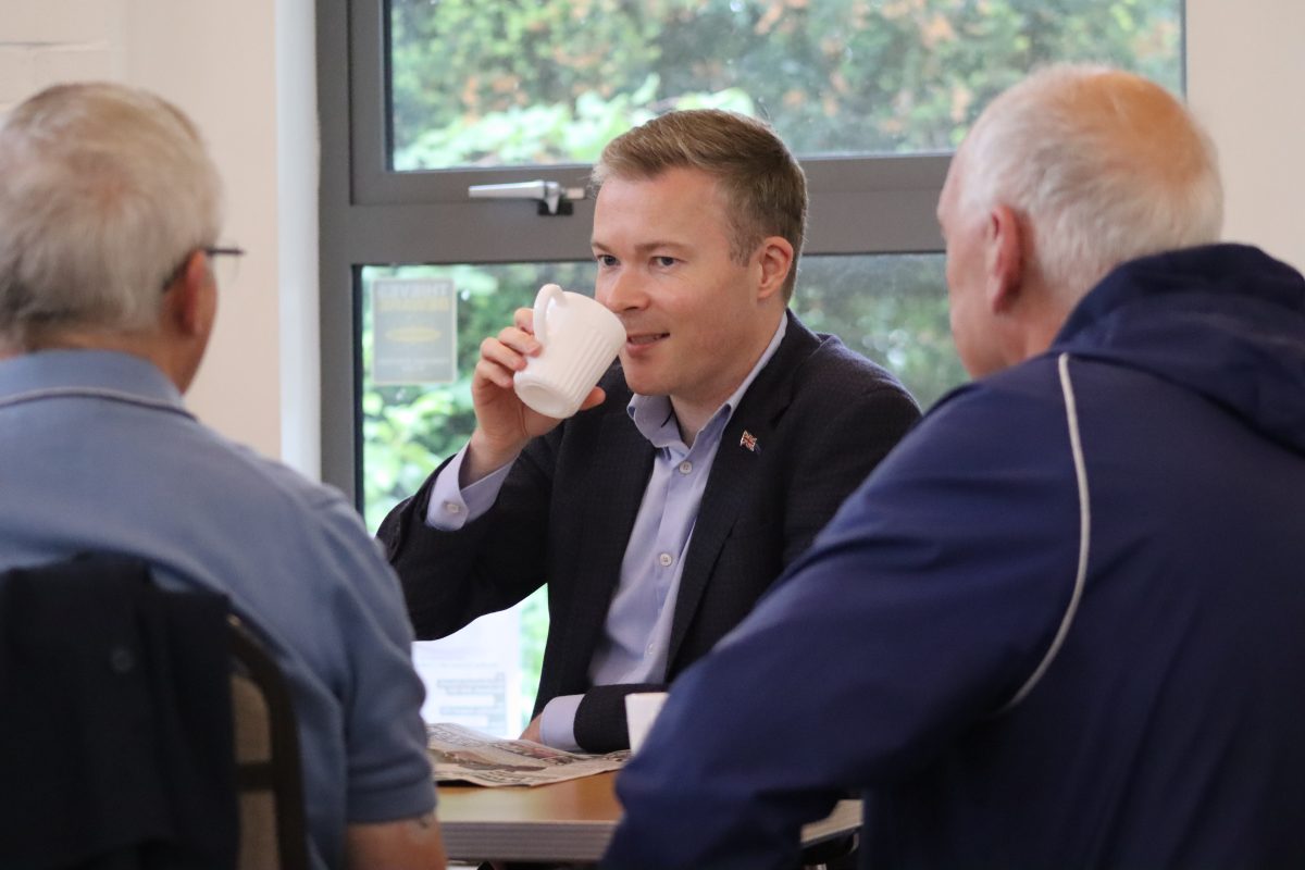Hundreds of residents meet their Bromsgrove MP during coffee morning ...