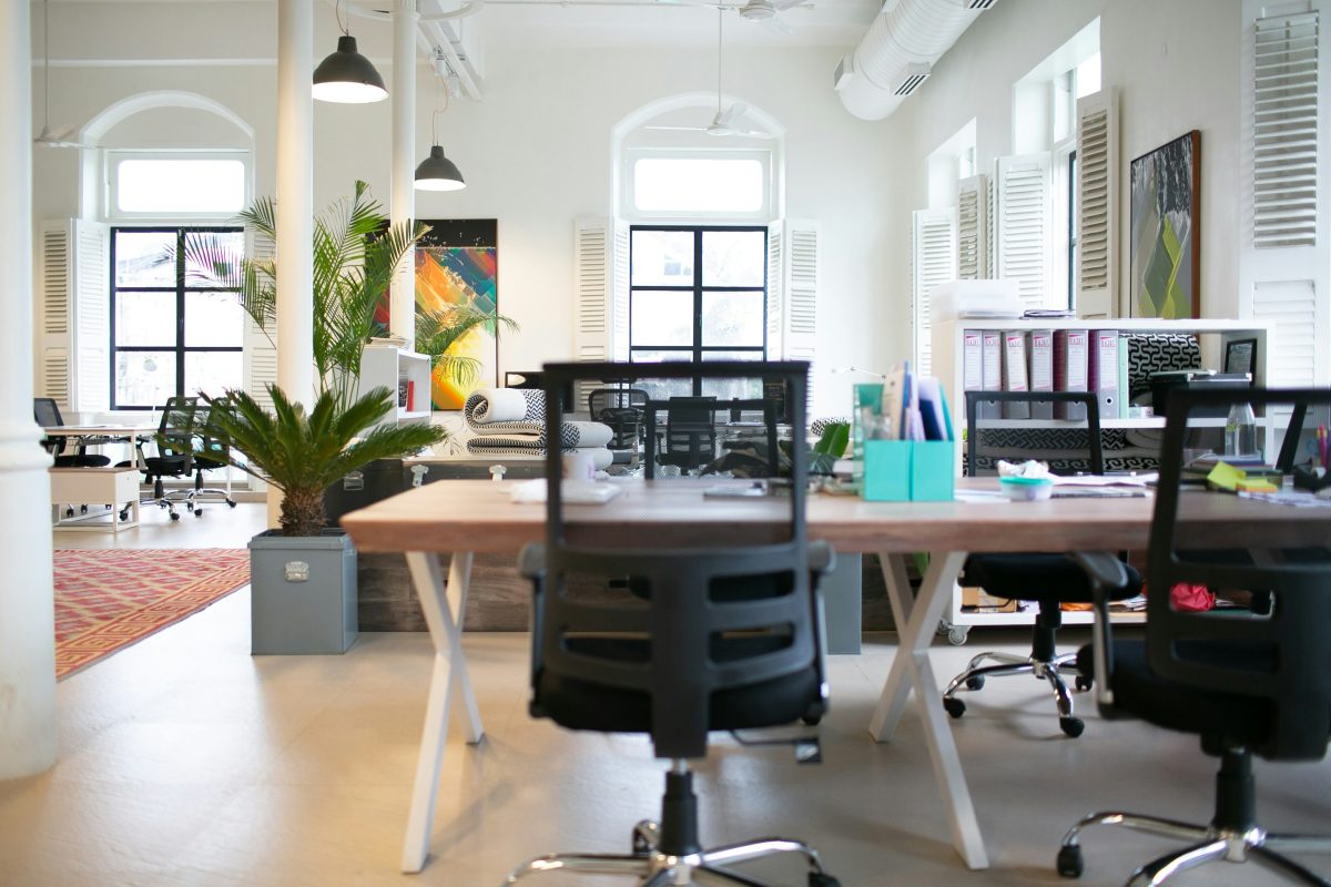What to Consider When Choosing Office Chairs for Your Employees - The ...